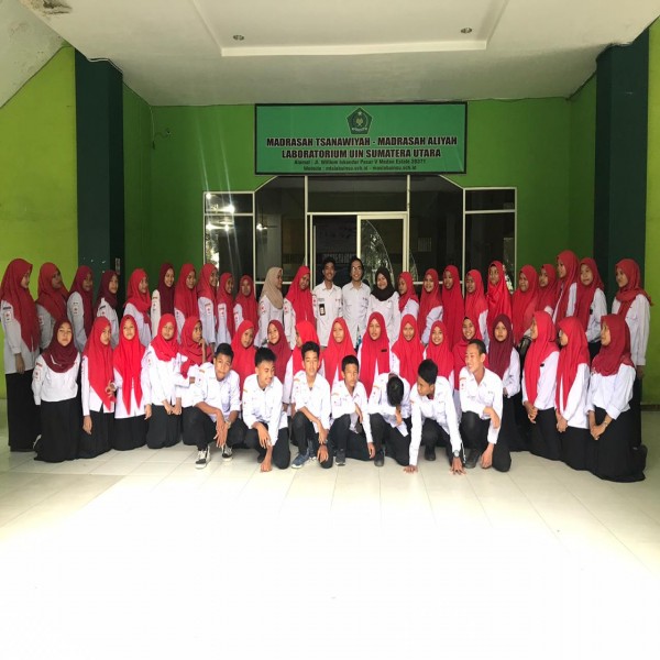 PMR MA Laboratorium UIN SU, Lantik Puluhan Anggota Baru | Madrasah ... PMR MA Laboratorium UIN SU, Lantik Puluhan Anggota Baru | Madrasah ...